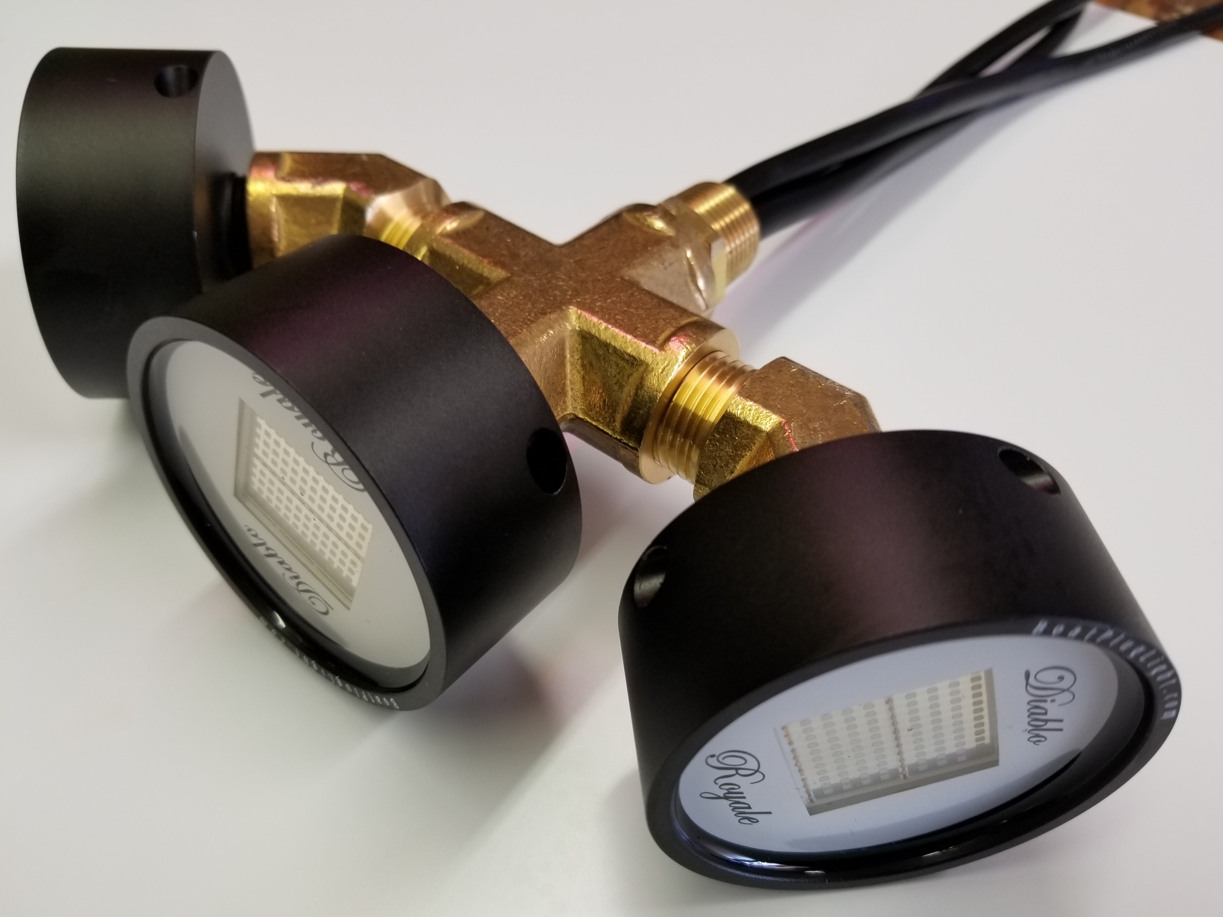 QUASAR 24000 LUMEN TRIPLE DRAIN PLUG LIGHT – BoatPlugLight.com